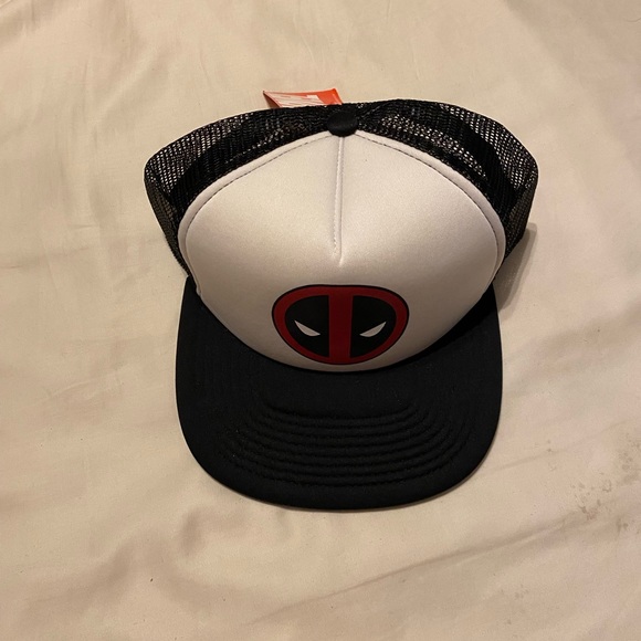 Accessories | Deadpool Hat Marvel Comics Ryan Reynolds Xmen Xforce Wade ...